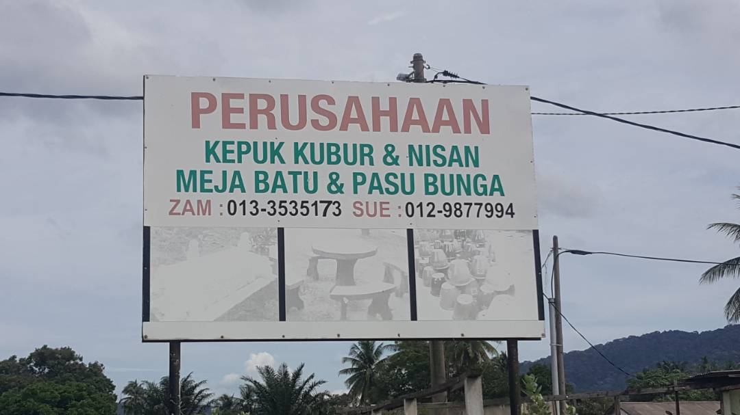 PERUSAHAAN KEPUK DAN BATU NISAN