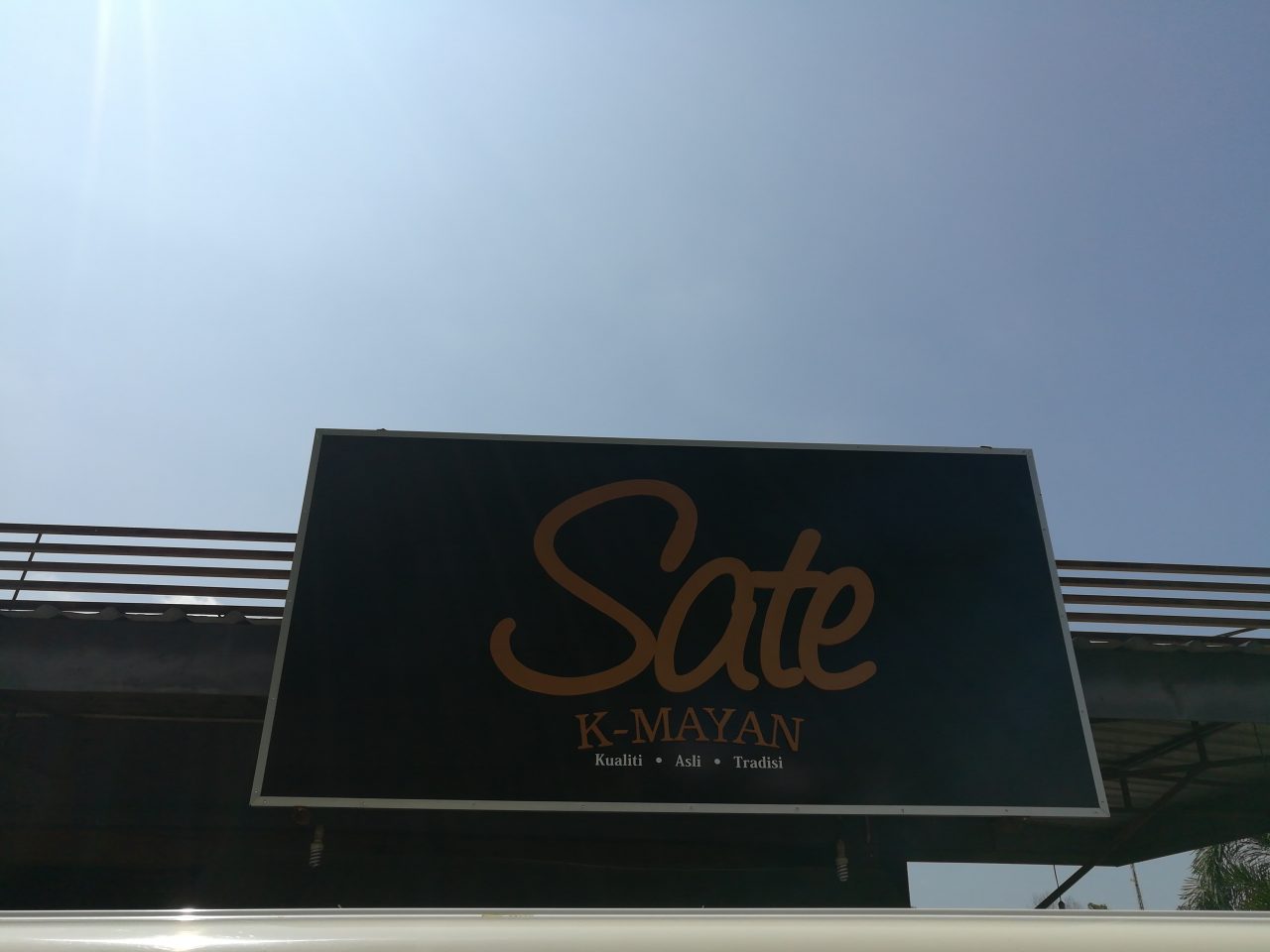 RUMAH SATE KEMAYAN