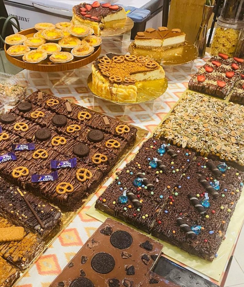 ANEKA BISKUT