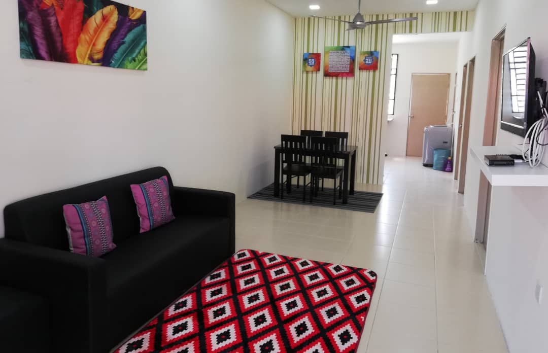 NEESA HOMESTAY BUKIT GAMBANG