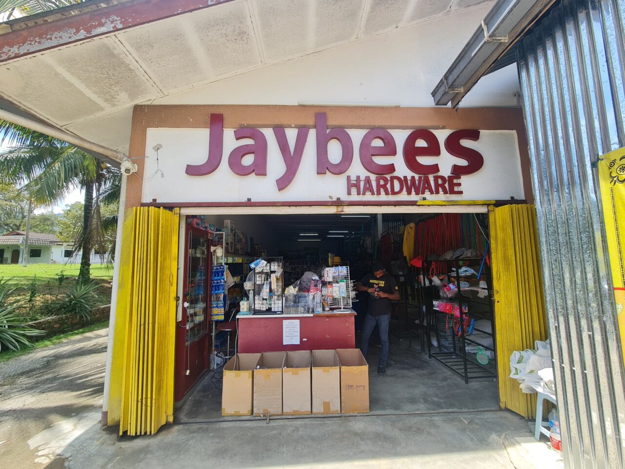 JAYBEES HARDWARE & TRADING